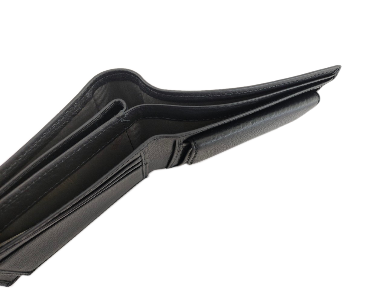 Classic Leather Wallet with Coin & ID Compartment | JACOB